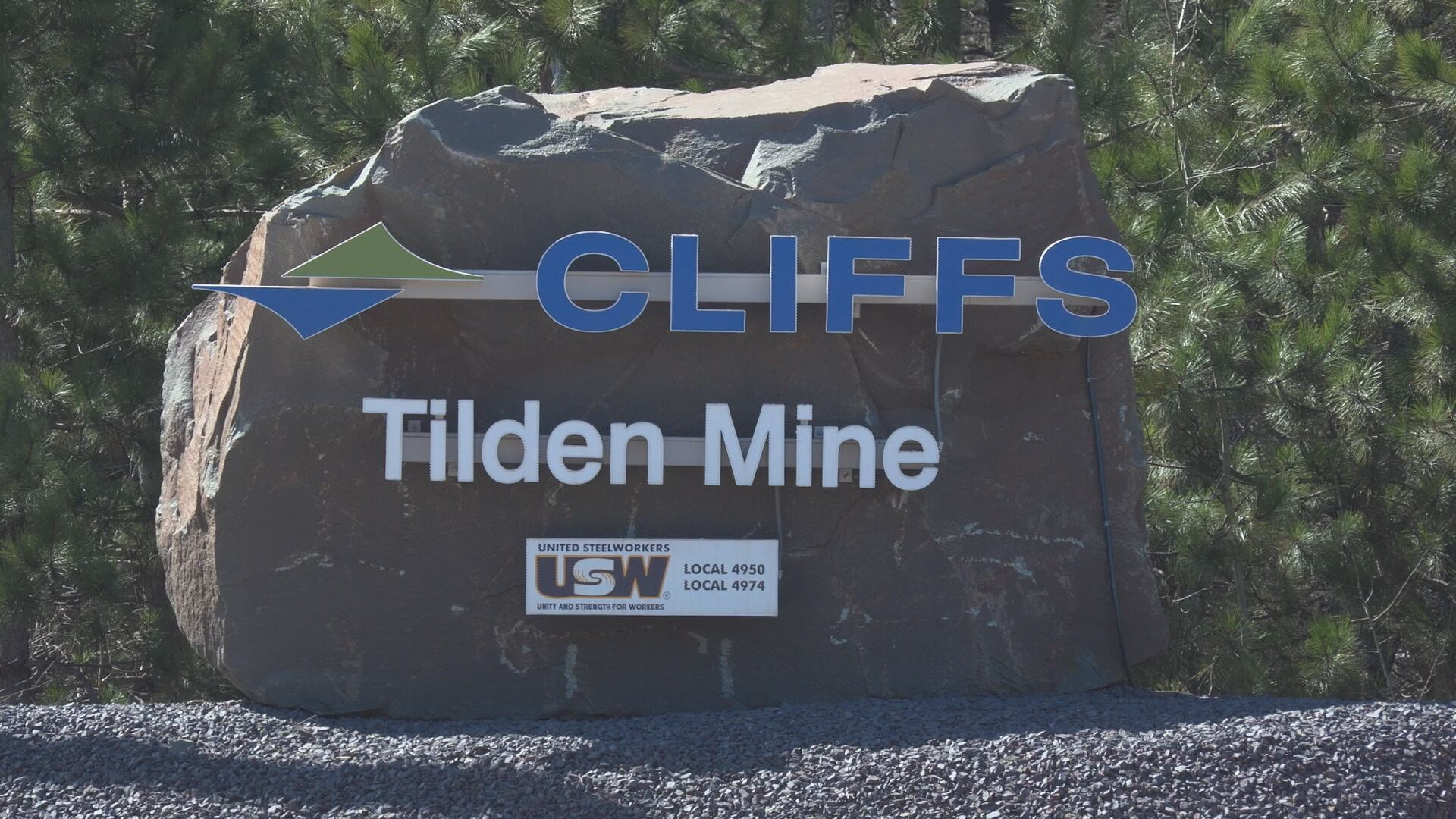 TV6 investigates: President grants 2 UP mines exemptions from new air ...