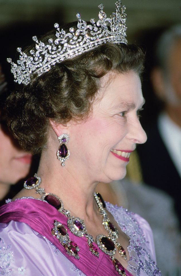 Queen Camilla reinvents a 200-year-old diamond and amethyst necklace ...