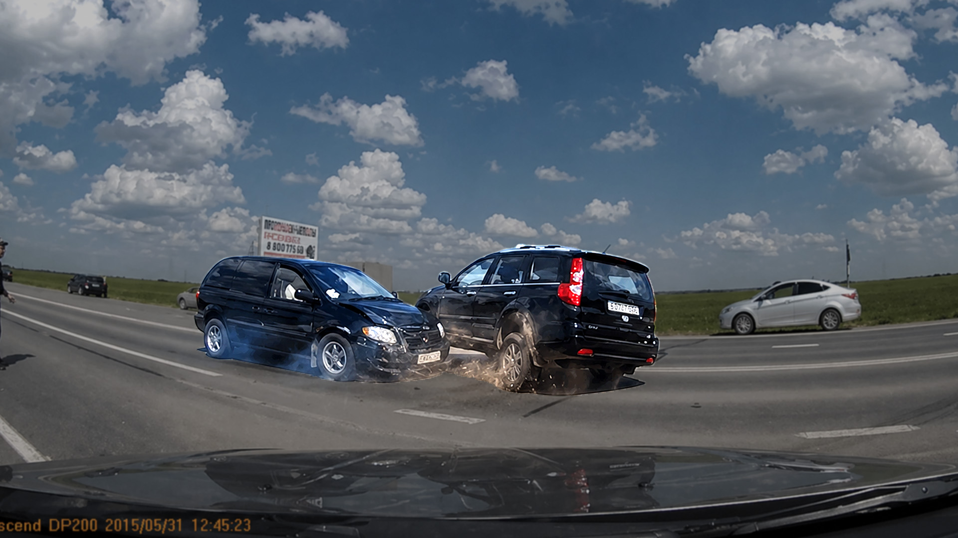 Crash incident caught on cam