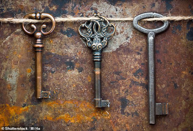 Should the pension triple lock be permanent? Two in five say 'yes' but ...