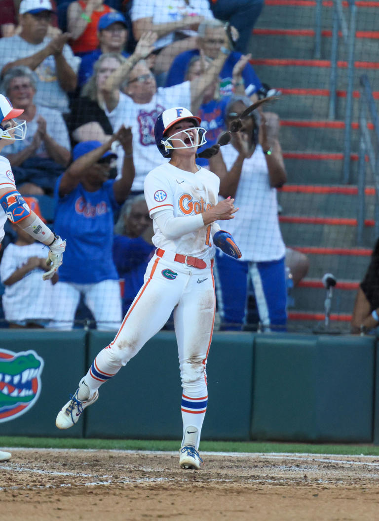 Florida softball ends home losing streak to FSU in tight top 10 win