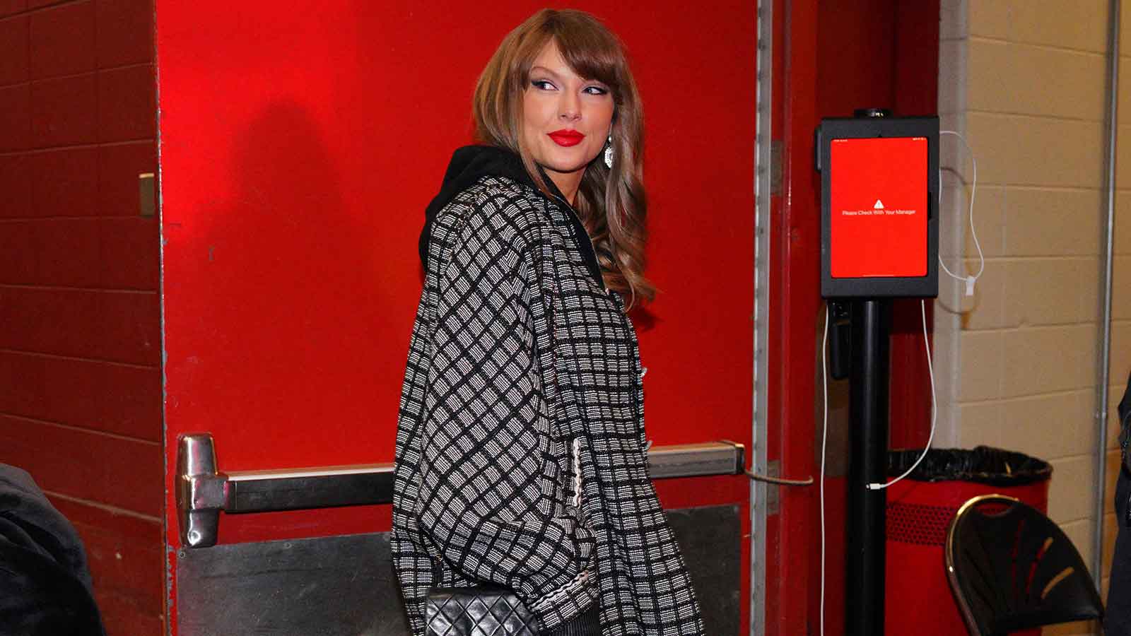 Taylor Swift reveals the inspiration behind writing 'Love Story' hit