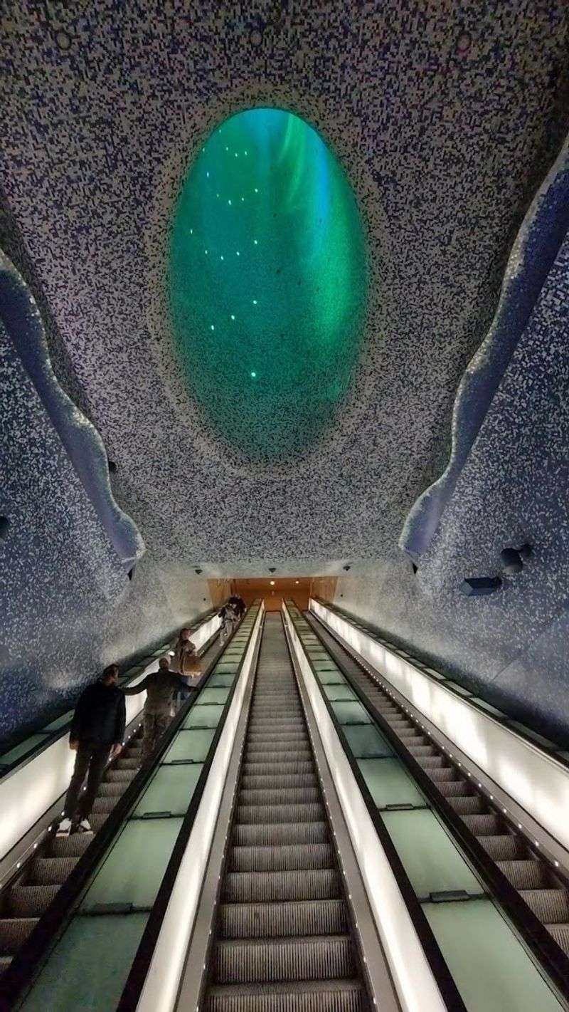 19 subway stations that feel like underground museums