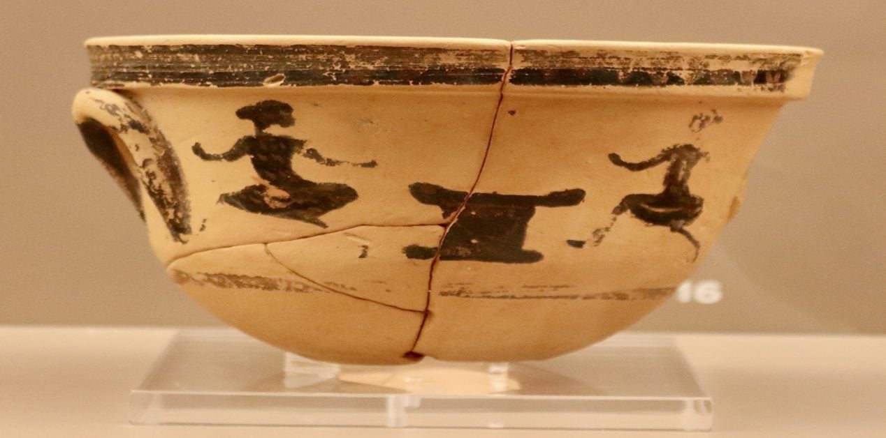 Βραυρώνια: Η αινιγματική τελετή μύησης των κοριτσιών στην αρχαία Αθήνα
