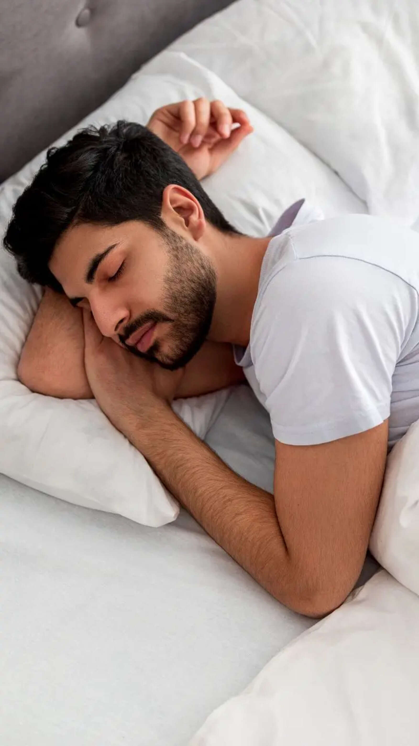 గాఢ నిద్ర పట్టాలంటే తాగాల్సిన హెర్బల్ డ్రింక్స్!