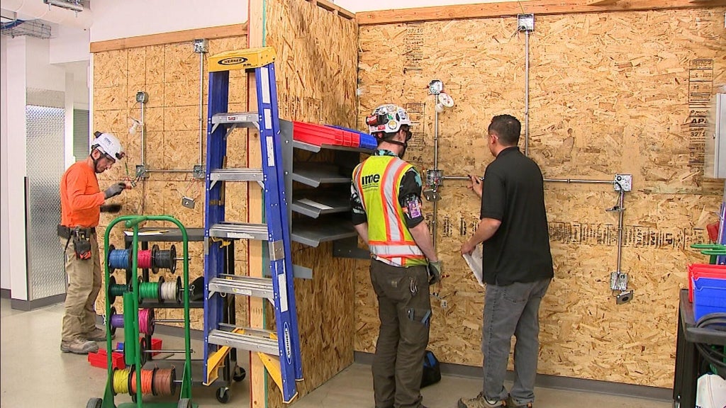 Emily Griffith College to graduate first associate degree apprentices