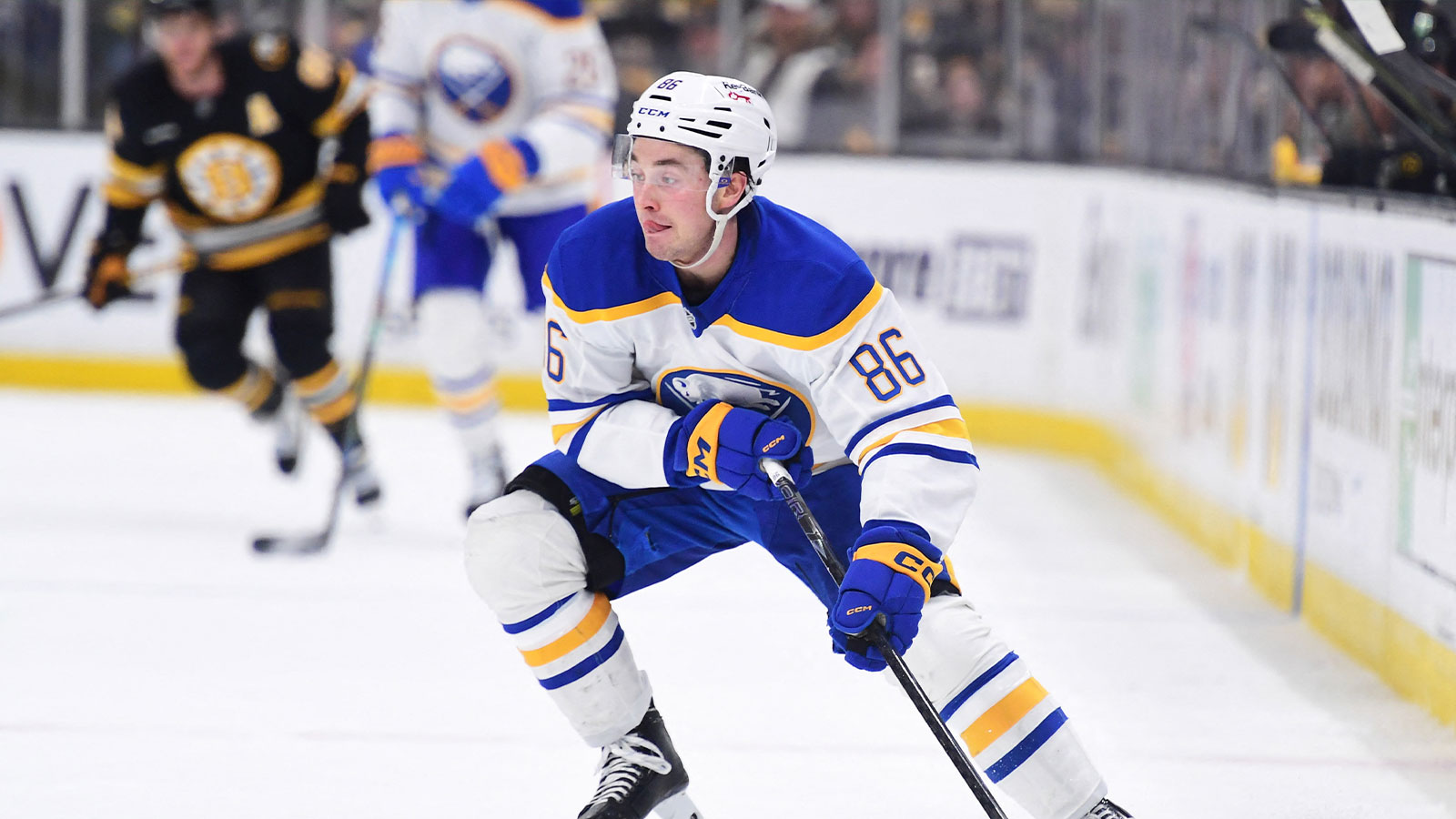 Key Sabres forward leaves Game 5 vs. Bruins with lower-body injury