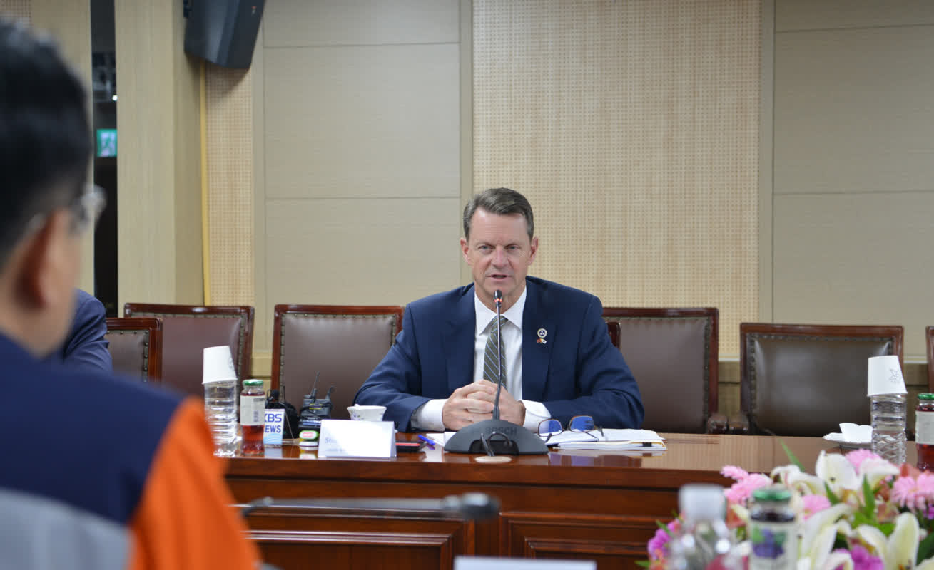 온산제련소 찾은 테네시주 부지사 “크루서블 인프라 조성 준비돼 있다” [현장+]