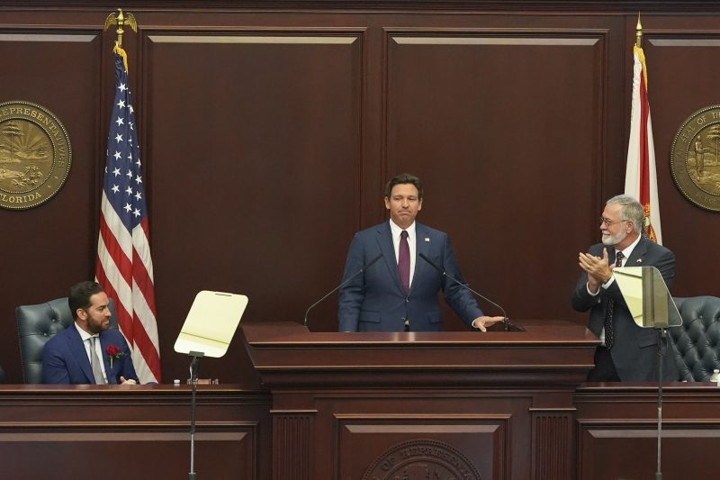 Special session: maps move, reforms don’t