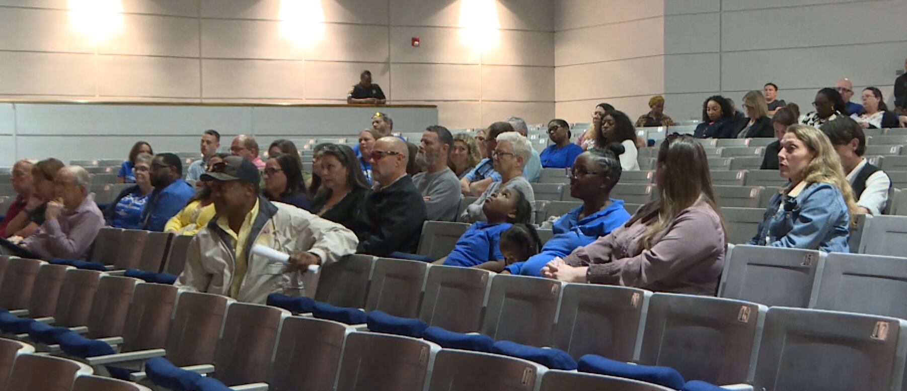 Parents, educators voice concerns at Barden Elementary closure hearing