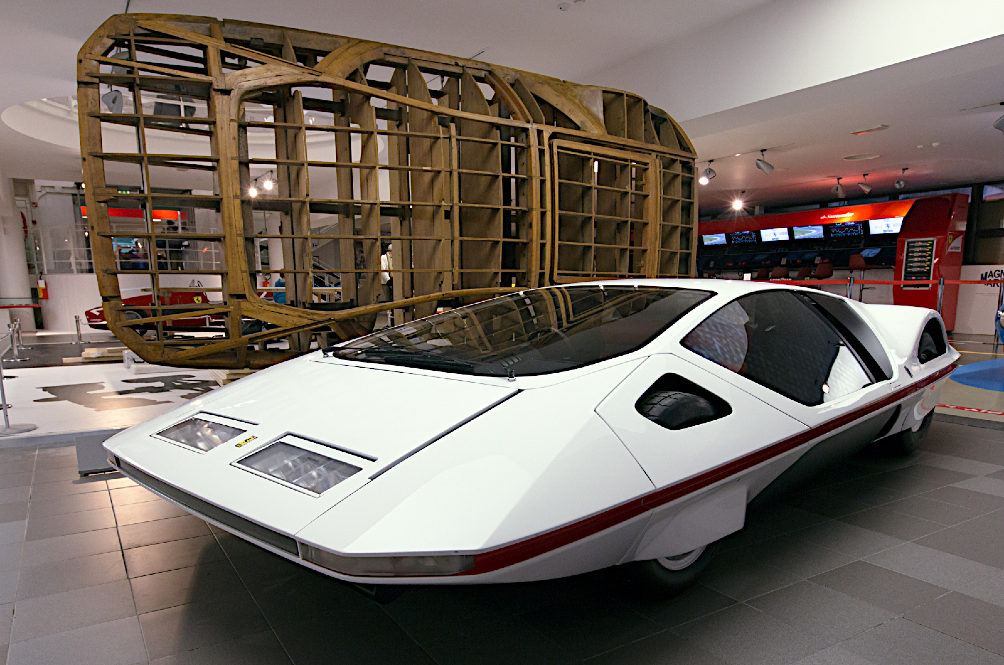 26 jaw-dropping '70s concept cars