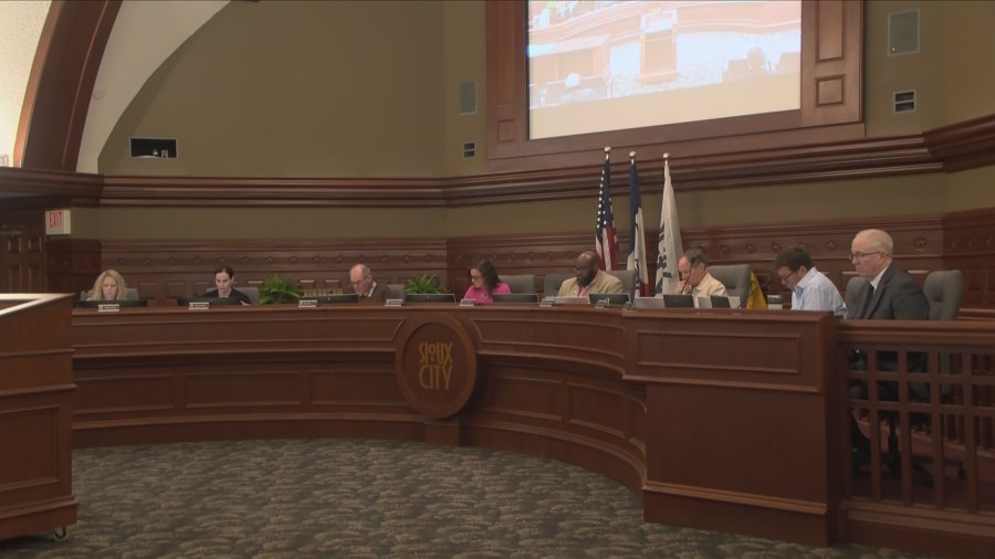 Sioux City to start Larsen Park Road flood repair late May
