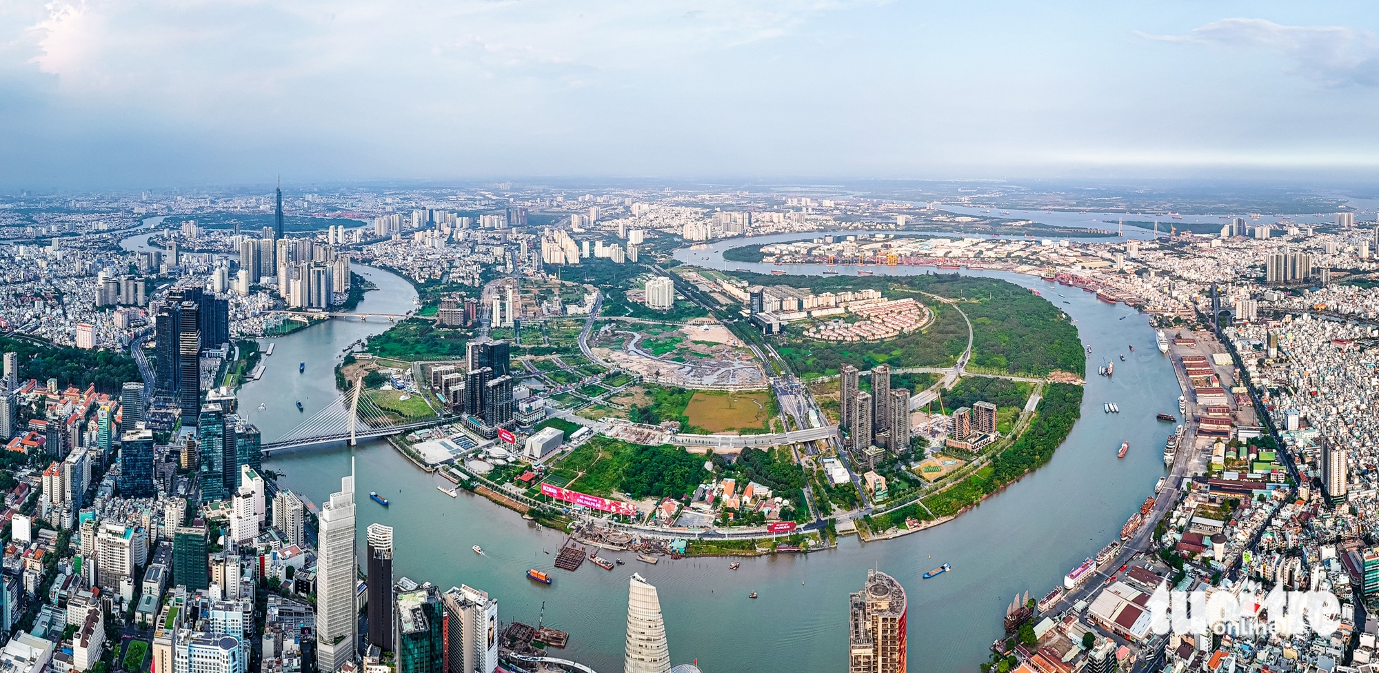 TP.HCM khởi công 4 dự án lớn, trao quyết định đầu tư siêu cảng Cần Giờ