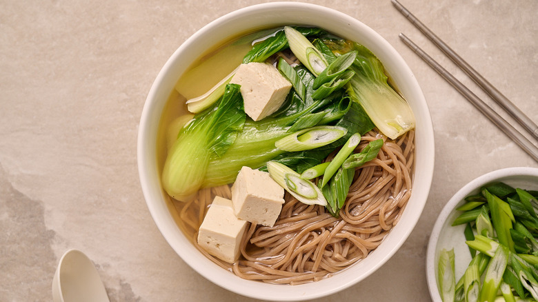 Sesame soba noodle soup recipe