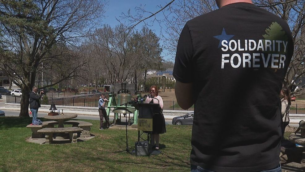Ceremony held to honor Maine workers who died on the job
