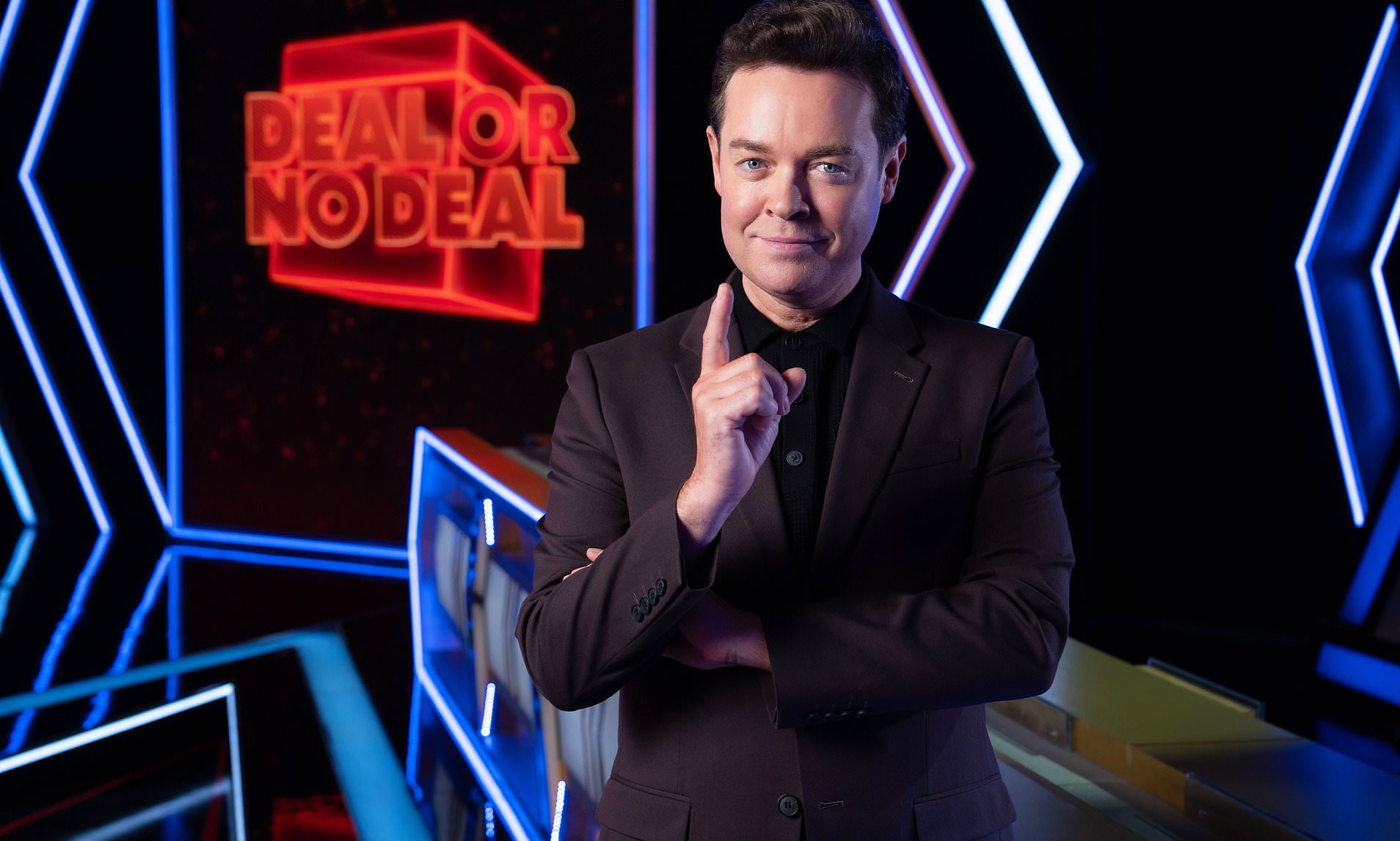 Stephen Mulhern bringing his hit magic show to P&O Cruises ship this summer