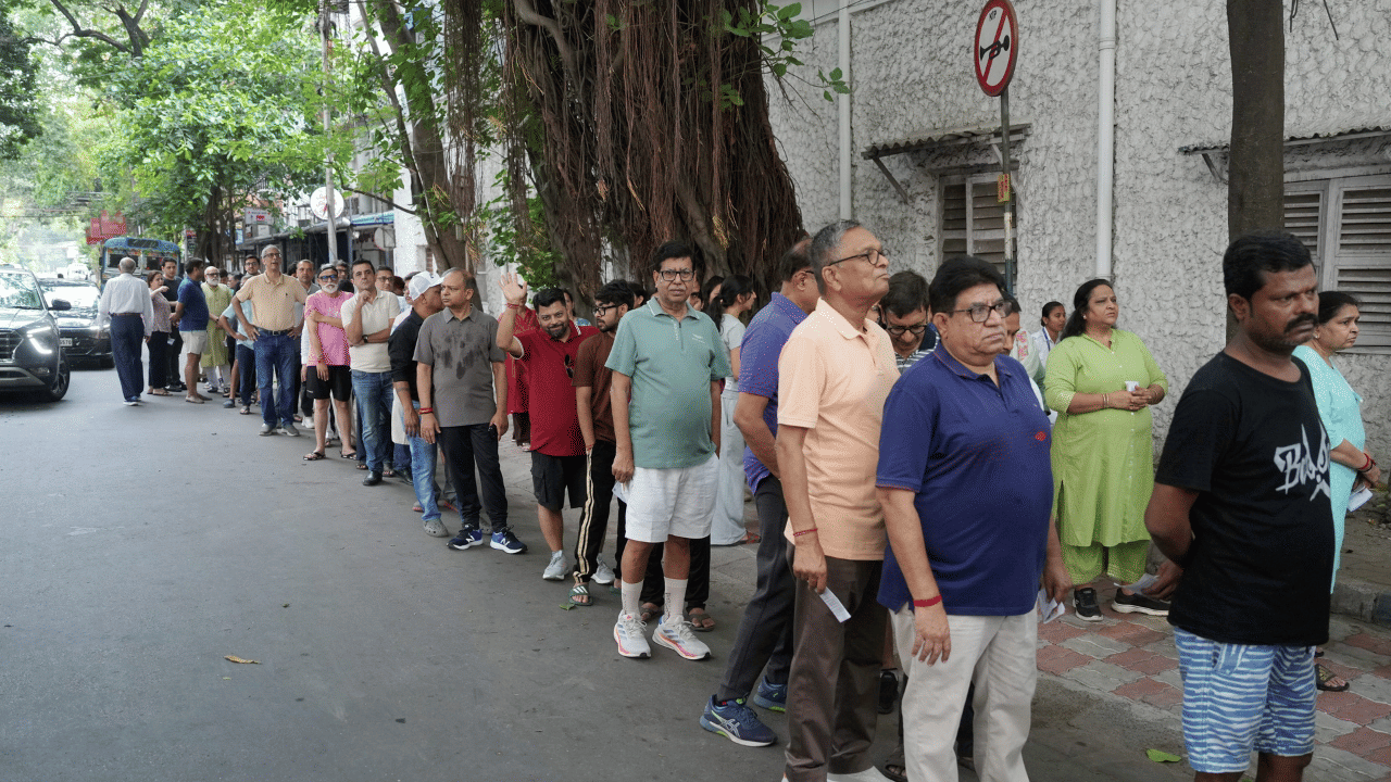 Violence hits West Bengal elections phase 2 as CM Mamata Banerjee ...