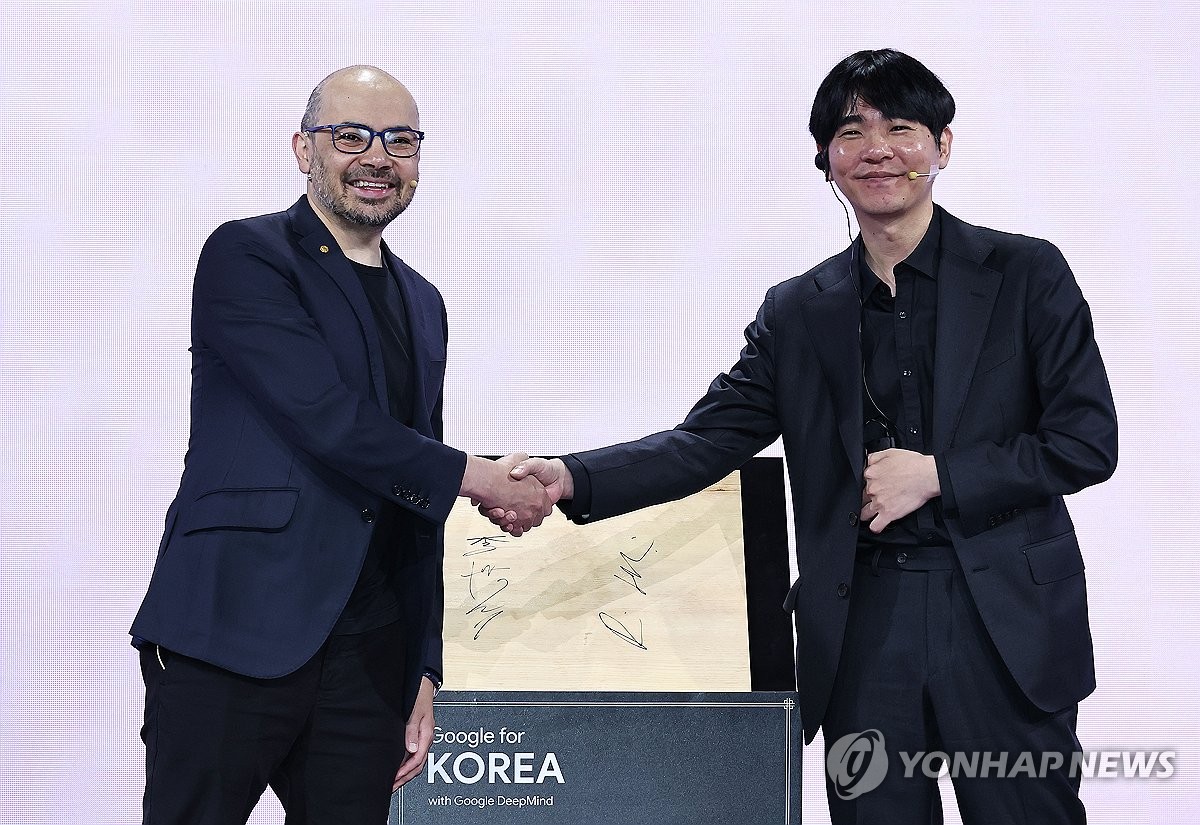 DeepMind chief reunites with baduk champion 10 yrs after historic match