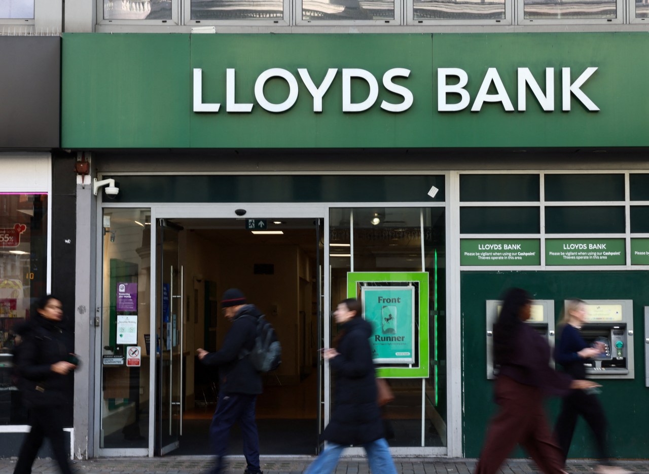 Lloyds Banking Group posts rise in profit on loan growth