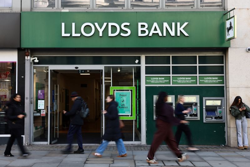 Lloyds Bank reports 33% rise in profit, warns of Iran war impact