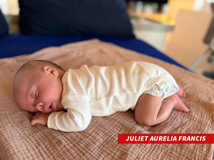 'Girls Gone Wild' founder Joe Francis welcomes baby via surrogate