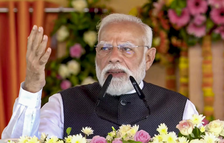 Samajwadi Party 'anti-women', aligns with those who are anti-UP: PM Modi