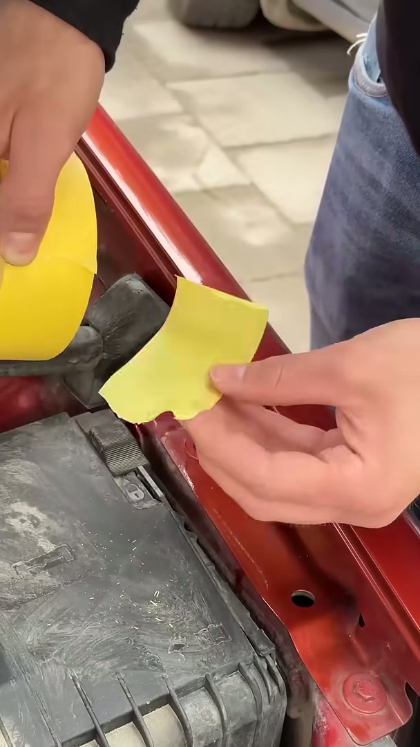 Spray paint tape hack #diy #smart #tape #paint #trick