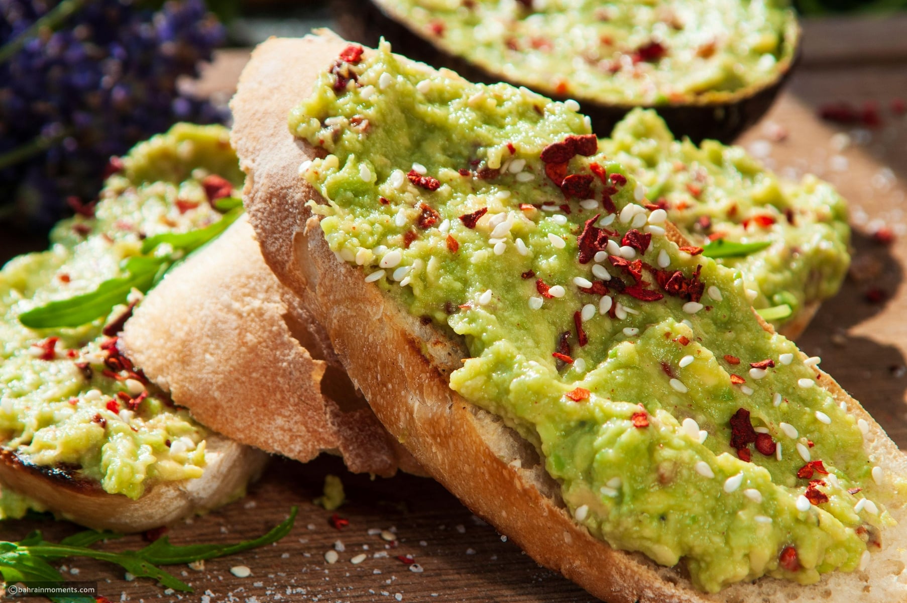 Is peanut butter or avocado toast healthier? Dietitian reveals which ...