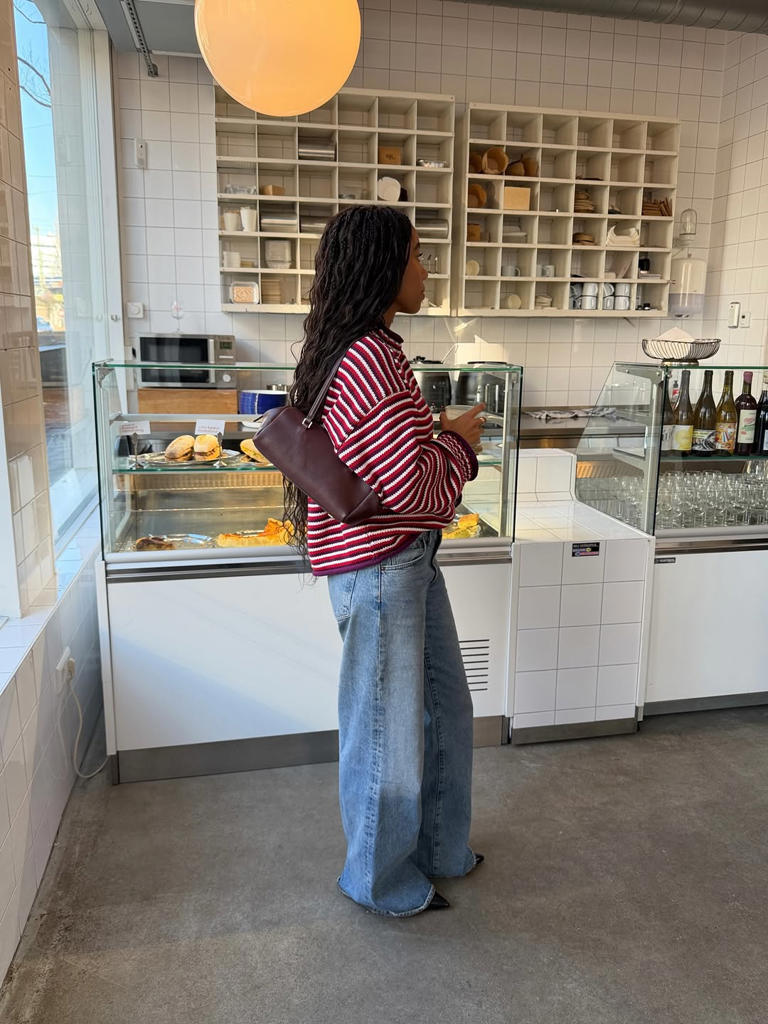 Everyone chic is wearing sun-faded jeans—style them like this for spring