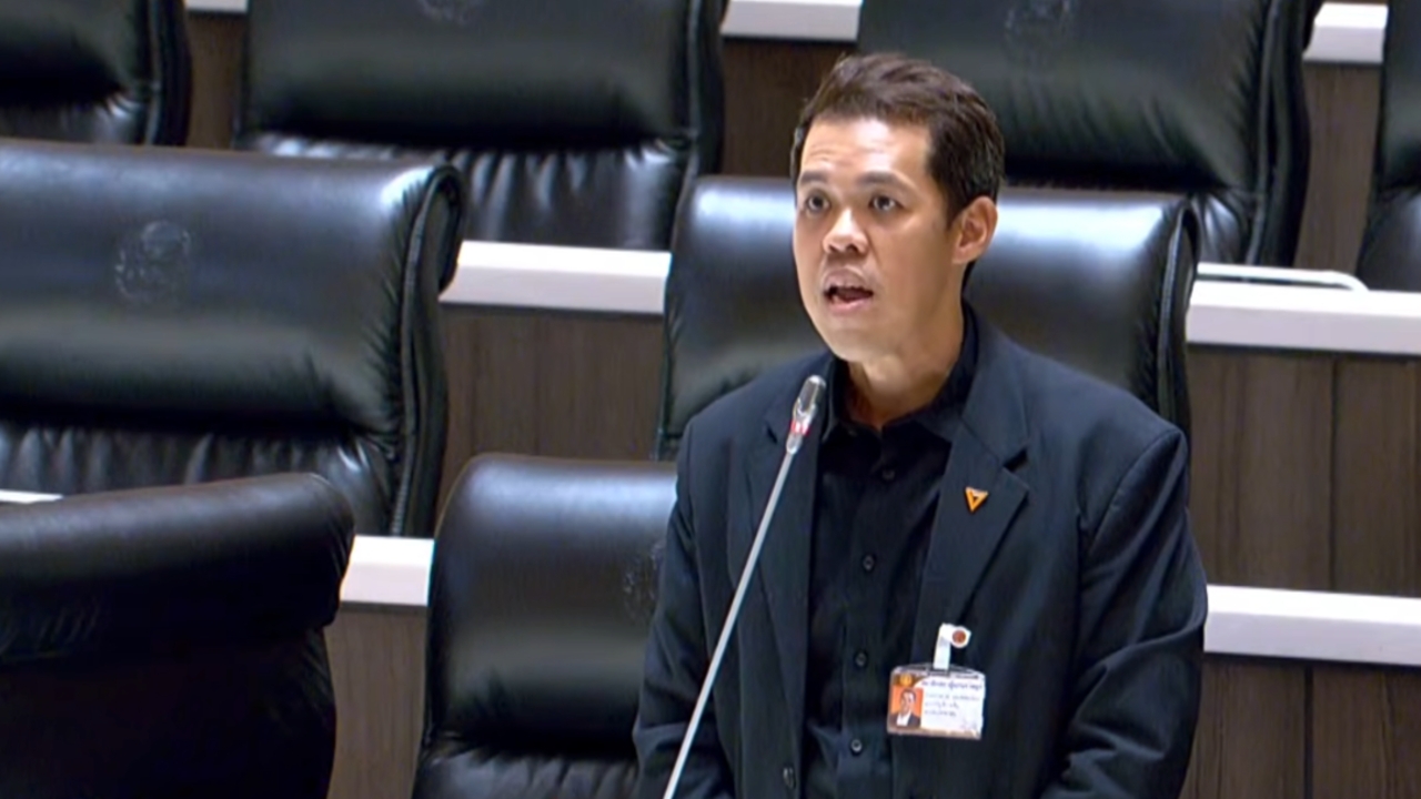 ปชน. ข้องใจ โสภณ ดองชื่อ ณัฐพงษ์ นั่งผู้นำฝ่ายค้าน ทวงถามกลางสภาฯ จะส่ง ...