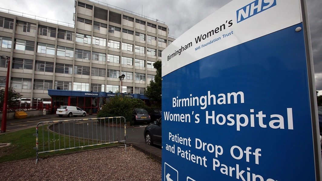 Early miscarriage tests could prevent 10,000 UK losses yearly