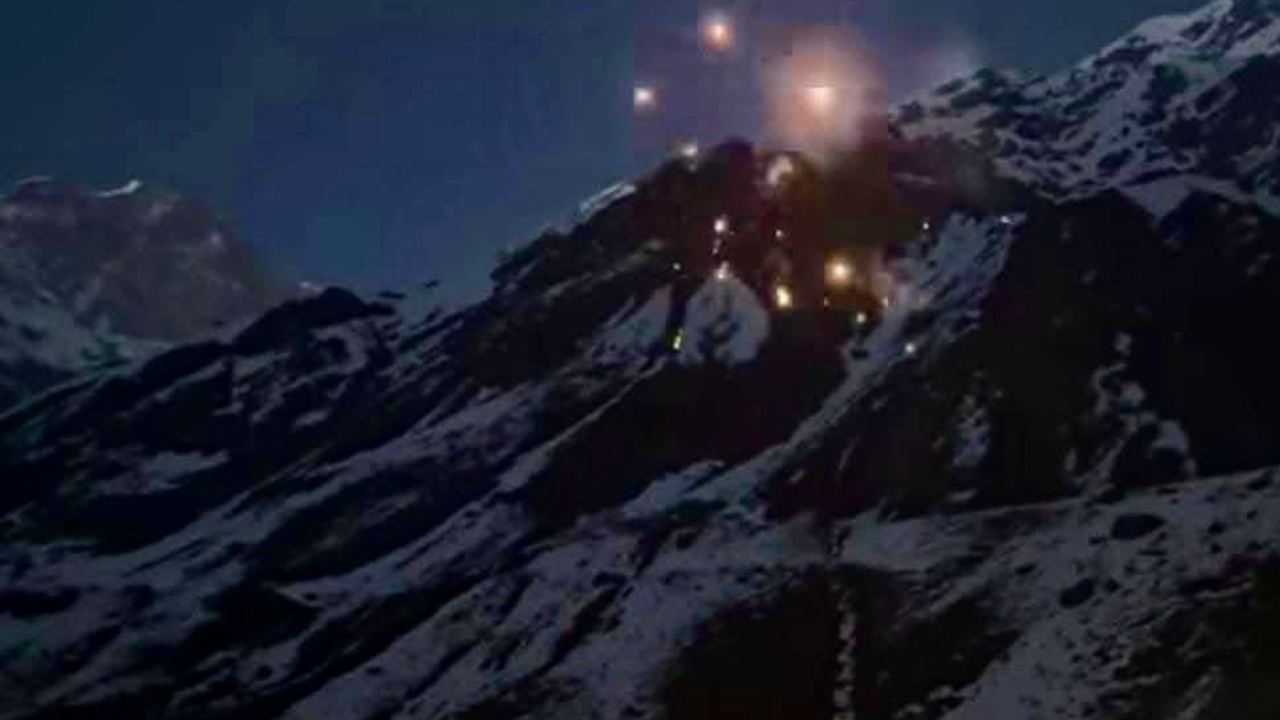 Kedarnath sanctity at stake, say locals as pilgrims break norms