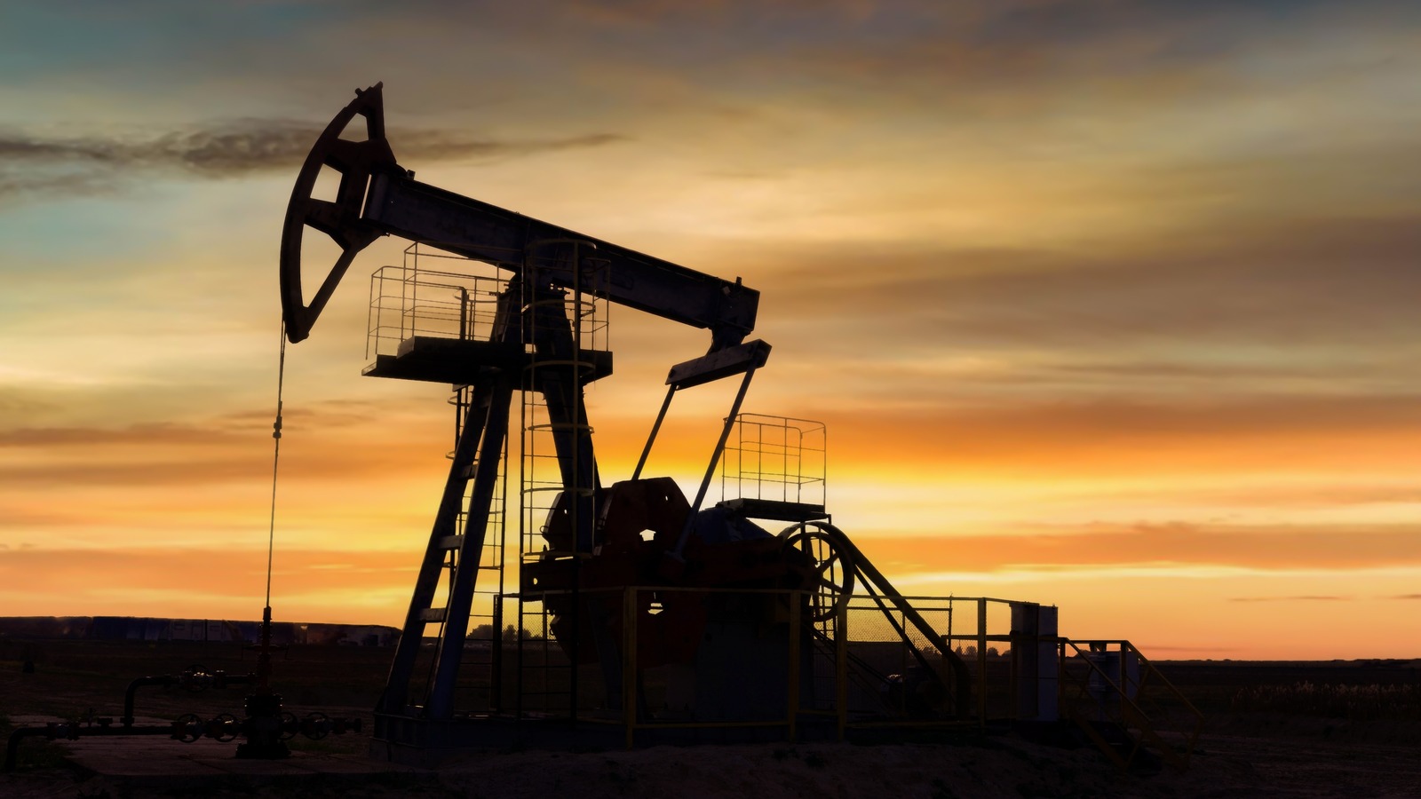 Brent petrol 112 doları da aştı: Ateşkes öncesi seviyeleri aştı