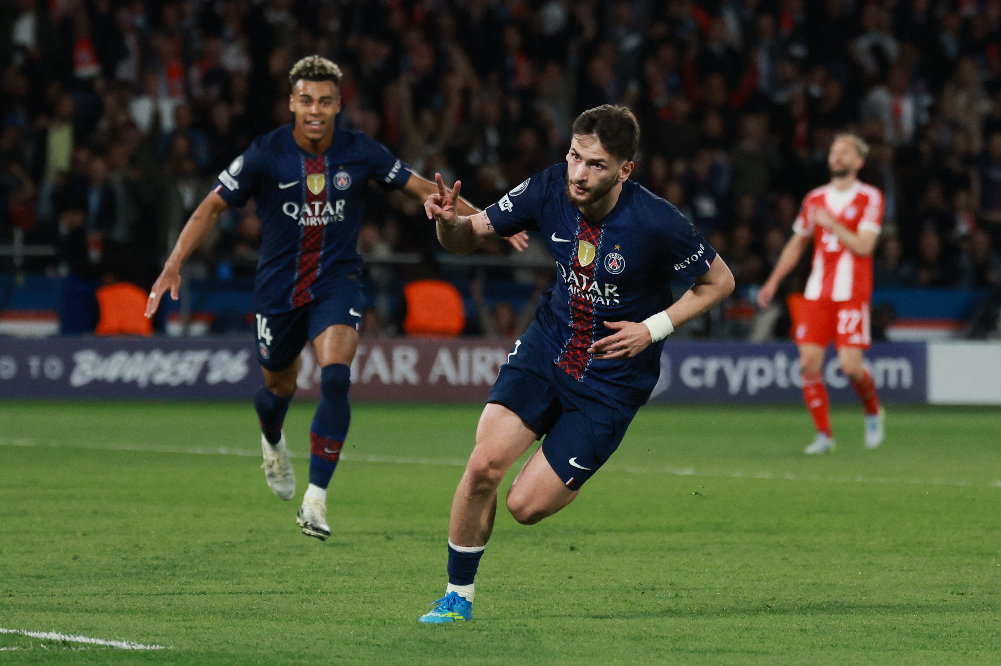 « Une folie qui restera dans les livres d’histoire, une ode au football ...