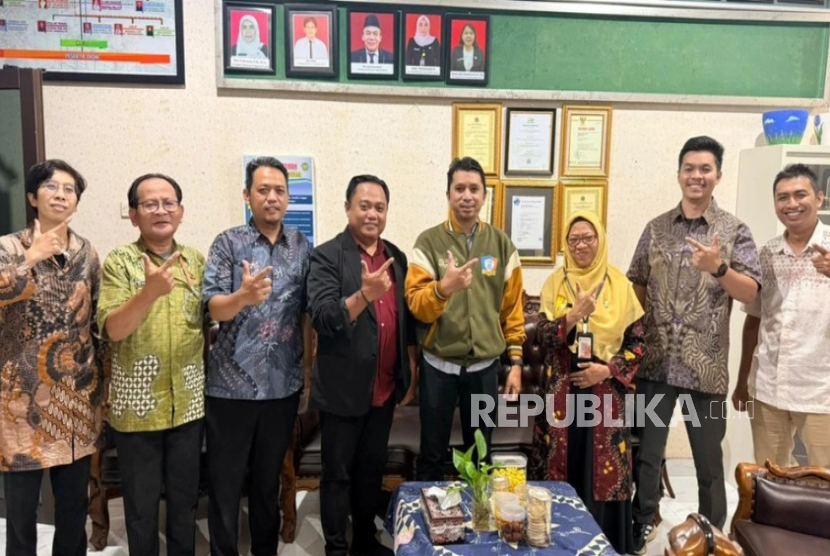Dosen UBSI dipercaya jadi juri LKS web technologies Jakarta Selatan