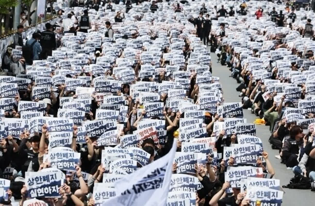 삼성전자·노조 '파업 가처분' 첫 심문…법원 "다음 달 20일까지 결론"