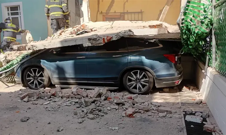 Así se derrumbó una casa en la colonia Roma de la CDMX | Video