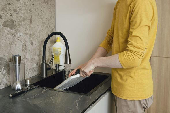 Three in 10 Brits admit to sacrificing personal hygiene because of ...