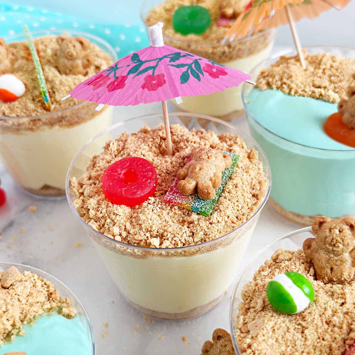 The cutest beach pudding cups