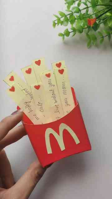 Cute gift idea for Mother’s Day: Easy handmade card tutorial for kids