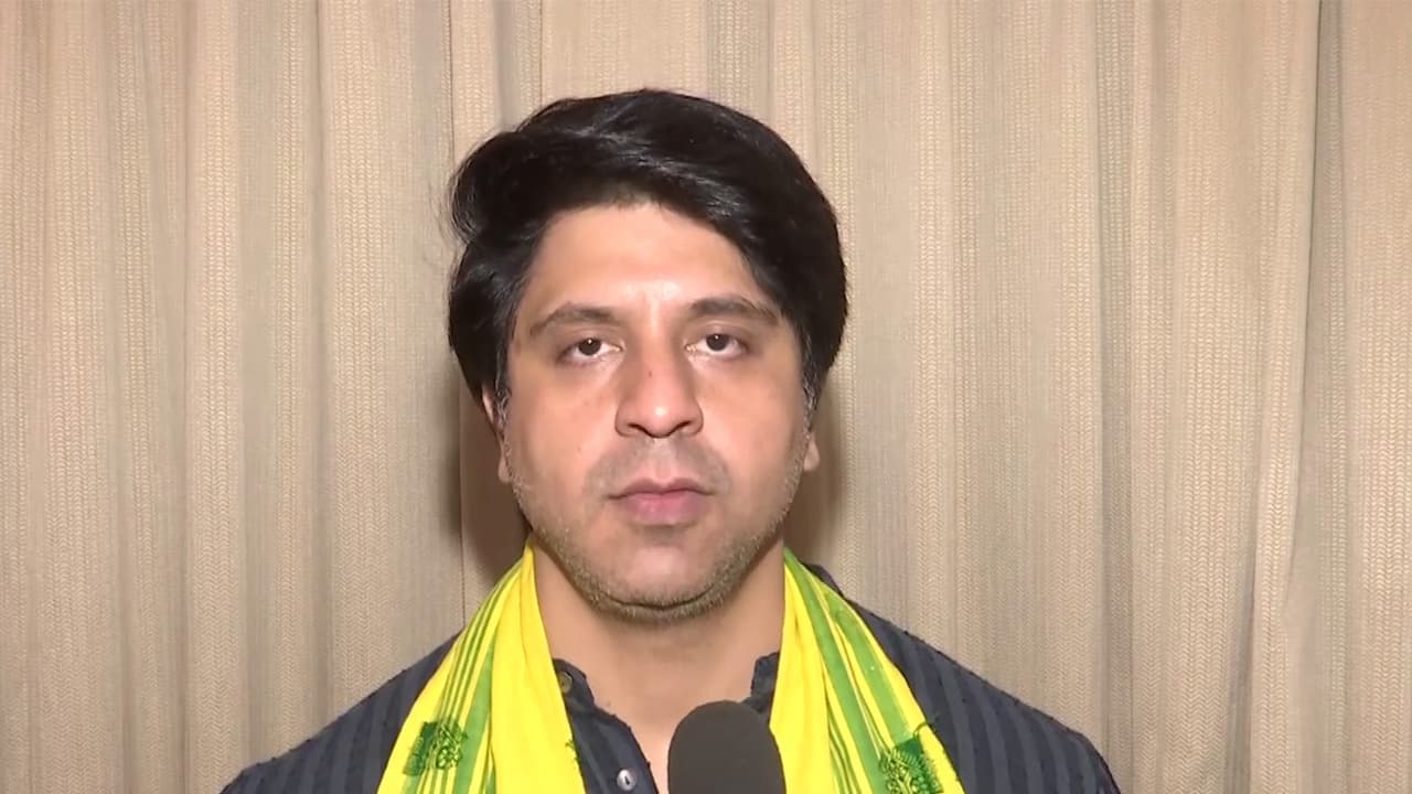 AAP limited to Kejriwal, people will drive them out: Shehzad Poonawalla