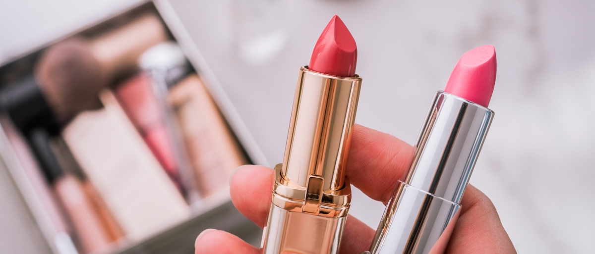 L’effetto rossetto: la micro-resilienza dei consumi nell'era dell ...
