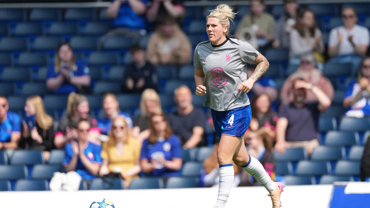 Chelsea defender Millie Bright announces retirement from soccer due to ...