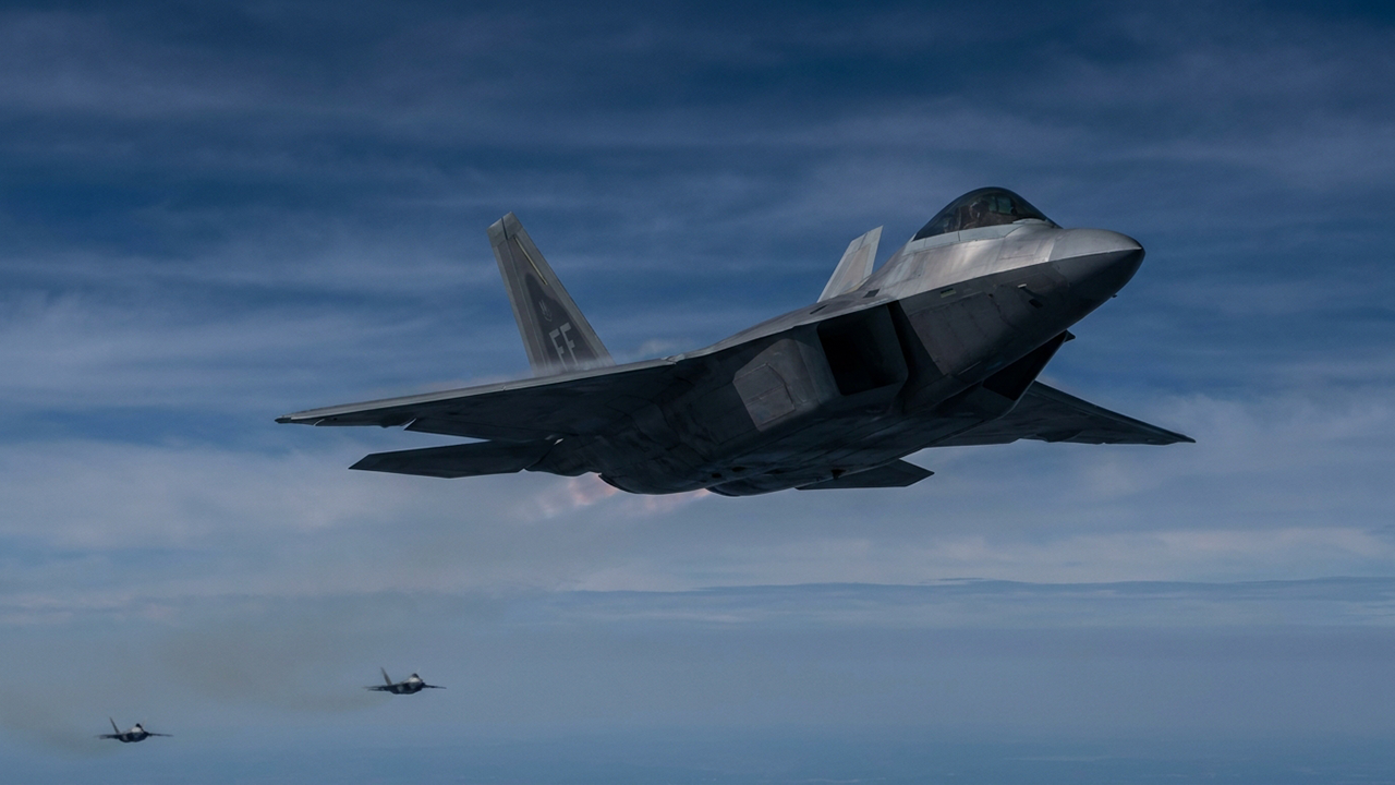 Why no fighter jet has truly caught the F-22 yet