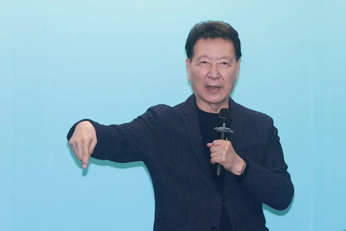鄭麗文喊翻頁季麟連!趙少康：法院可以關了