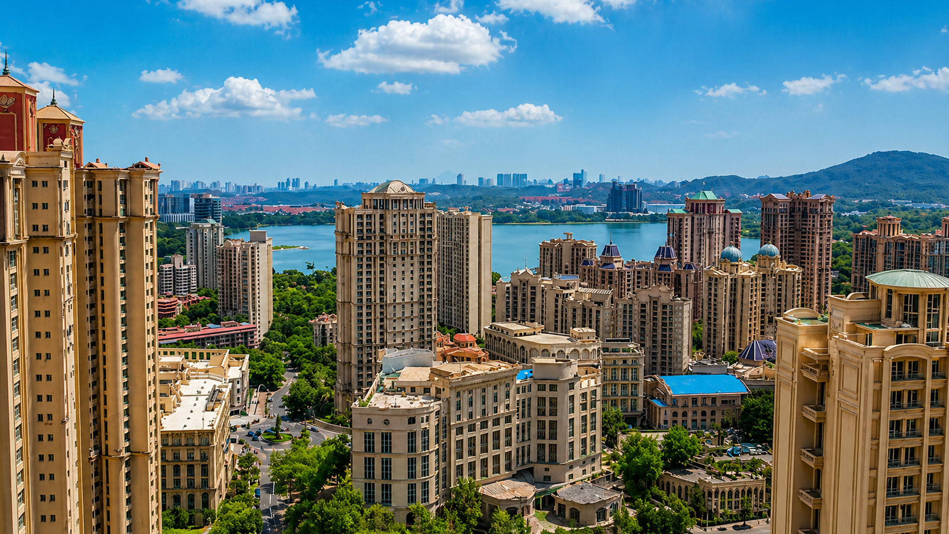 What makes Mumbai the economic heart of India?