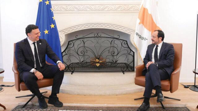 Κικίλιας στη συνάντηση με Χριστοδουλίδη: "Σημαντικά βήματα προς όφελος ...