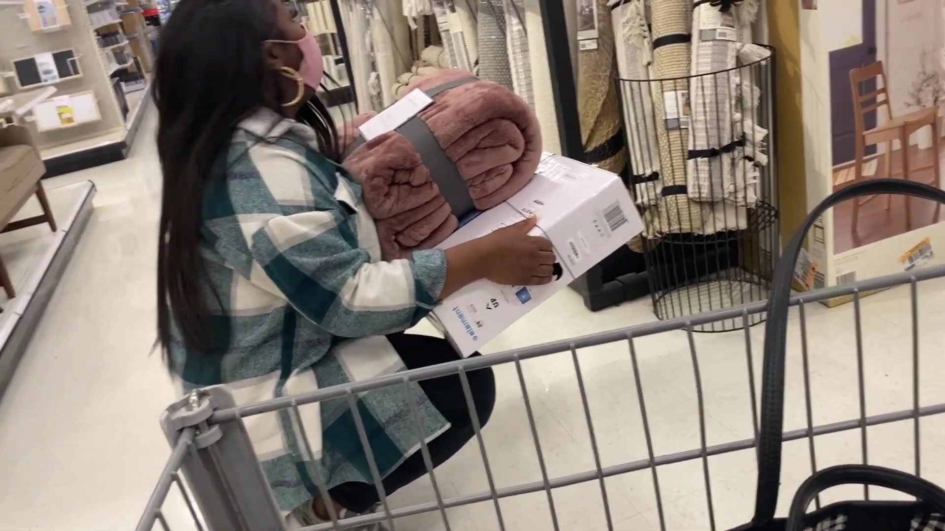 Testing upper body strength with the ultimate retail therapy challenge