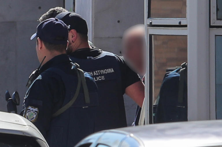 Προφυλακίστηκε ο 89χρονος που άνοιξε πυρ σε ΕΦΚΑ και Εφετείο