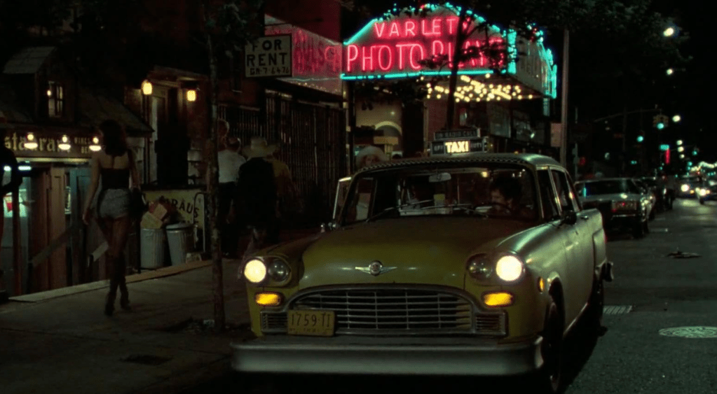 14 iconic photos from 1976’s Taxi Driver